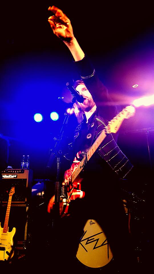 Venuksesta surffaten Tavastiaa kohti – Anssi Kela – Virallinen sivusto